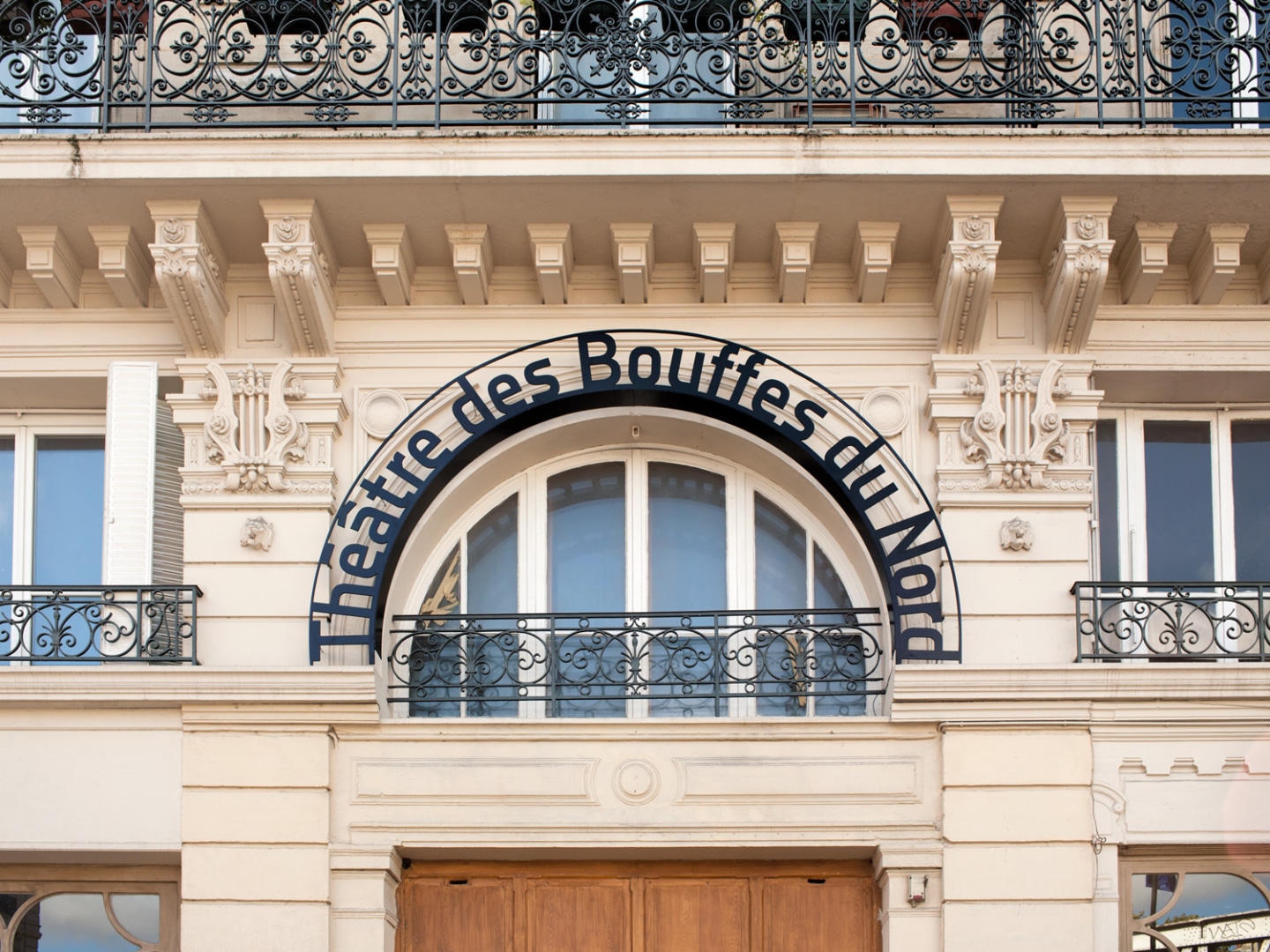 Quels événements ont façonné le Théâtre des Bouffes du Nord? - THEATRES ...